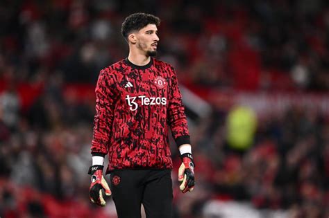 ALTAY BAYINDIR DAN AÇIKLAMALAR Altay Bayındır dan Fenerbahçe ve