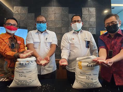 Perum Bulog Akan All Out Di Bantuan Beras PPKM Tahap II AgroIndonesia