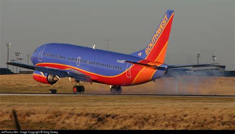 N318SW Boeing 737 3H4 Southwest Airlines Greg Dewey JetPhotos