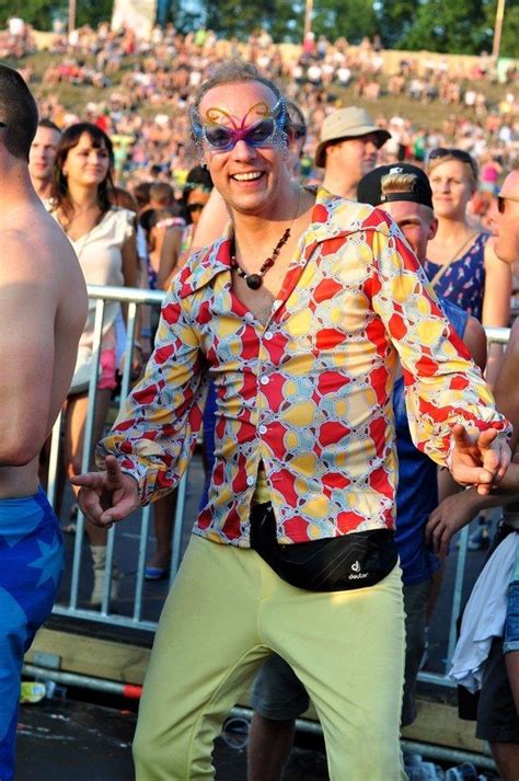 Costume Of Festival Tomorrowland Los Disfraces Del Festival Techno