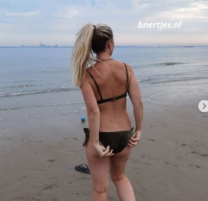Toerist Terugroepen Minder Anouk Hoogendijk Bikini Haringen Verminderen