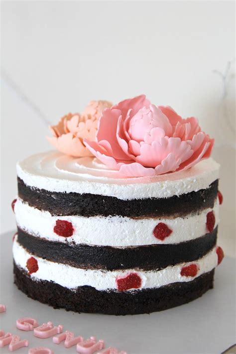 Naked Cakes Panosundaki Pin