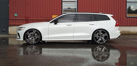 Volvo V60 T6 AWD R Design Polestar 2019 Garaget