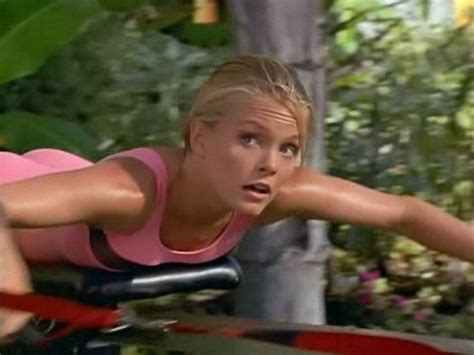 Naked Kelly Packard In Baywatch