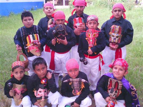 Somosxinkas LA DANZA DE LOS TECUANES