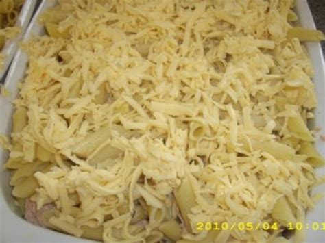 Mein Nudelauflauf Mit Thunfisch Und Frischen Tomaten Rezept Kochbar De