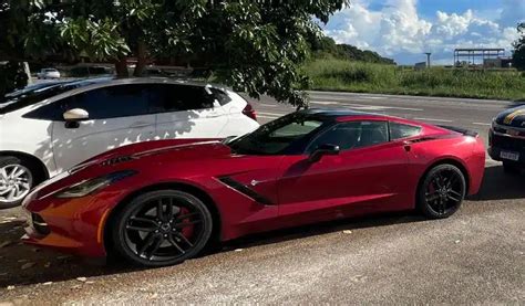 Leilão em Natal oferece carro de luxo fazendas e restaurante para