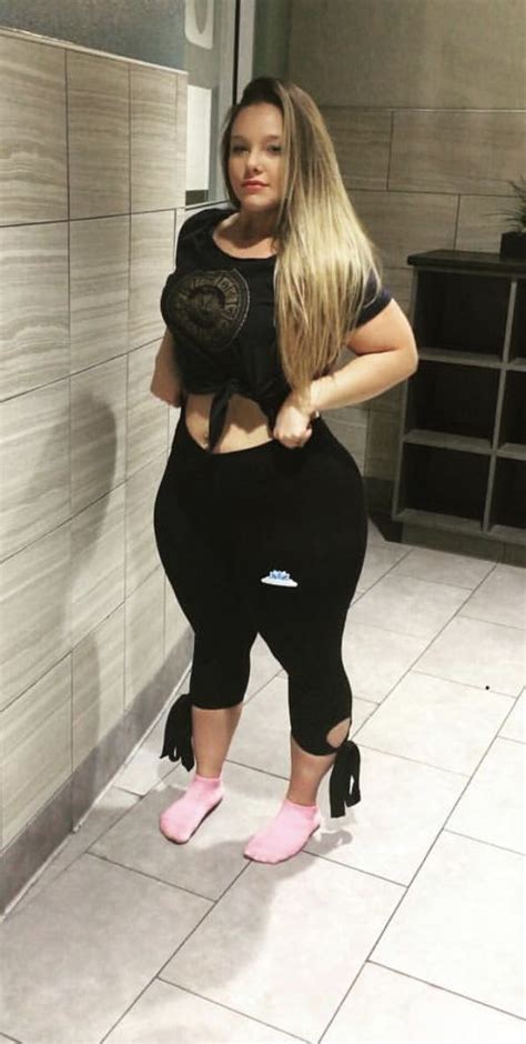 Pin By Aosda Blaidd On I R L In 2024 Beautiful Curvy Women Curvy