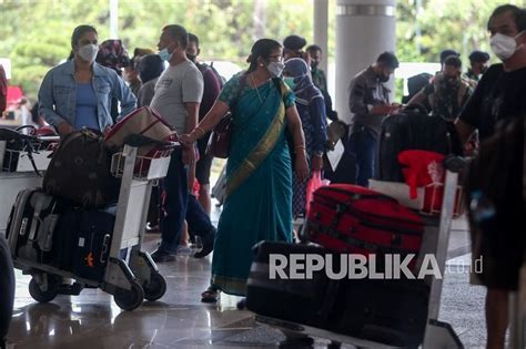 Penumpang Di Bandara Juanda Naik 34 Persen Republika Online