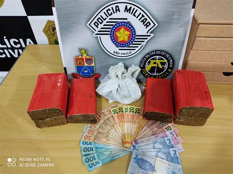 Polícias Militar e Civil apreendem tabletes de maconha e porções de