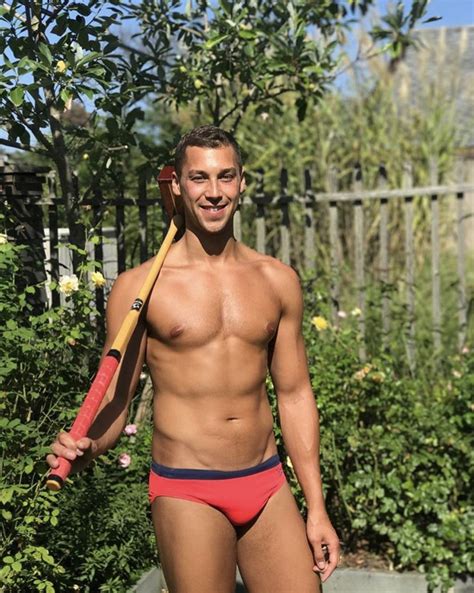 Archive Dongs 2018 No 87724 This Hot Super Hott Guy IG Fab Fox