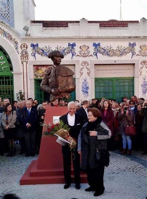 A JUNTA ESTEVE PRESENTE Cerimónia de Inauguração do Busto em