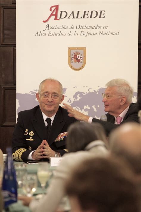 Conferencia Con El Almirante Jefe Del Estado Mayor De La Armada Flickr
