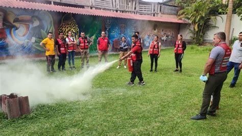 Capacitan a especialistas de Gestión del Riesgo de Desastres de