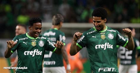 Palmeiras goleia América MG e se aproxima do título Brasileiro