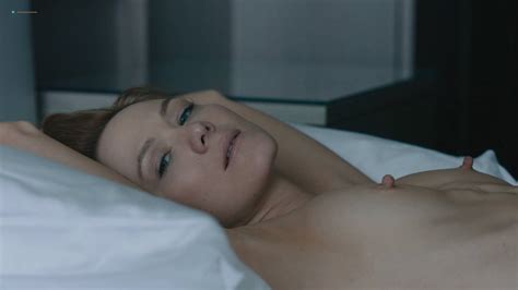 Anna Friel Nude And Lesbian Sex With Louisa Krause The Girlfriend