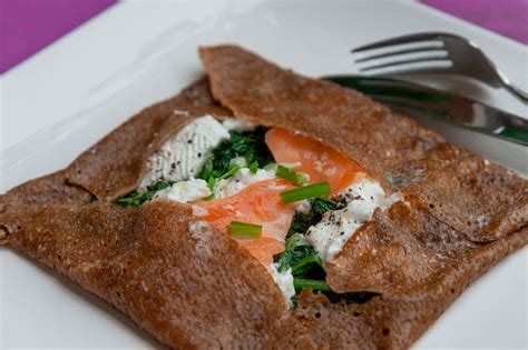 Crêpes au saumon fumé chèvre et épinards Cuisine à l ouest