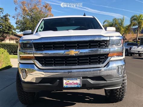 Wheel Offset Chevrolet Silverado Super Aggressive