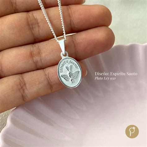 Collar de Plata Espíritu Santo III Platino Perú Joyería