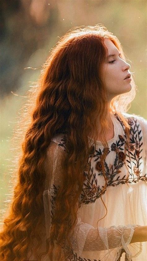Épinglé Par Emilia Wilk Sur A Light Coupe De Cheveux Jolie Rousse Cheveux