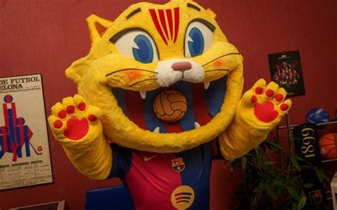 El FC Barcelona Presenta Su Nueva Mascota Pero No Trajo Mucha Suerte