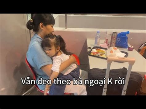 Ngày Trở lại Trung Quốc là những chặn đường vất vả Xi Xi khóc thét khi