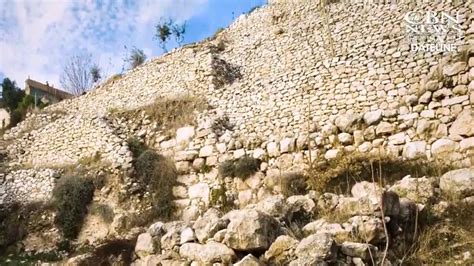 A Igreja precisa de líderes como Neemias para reconstrução dos muros e