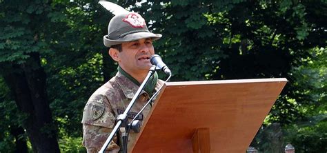 Generale Francesco Paolo Figliuolo Chi Dal Kosovo Ai Drive Through