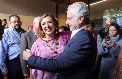 Xóchitl Gálvez la primera en lograr 150 mil firmas en el FAM Crónica