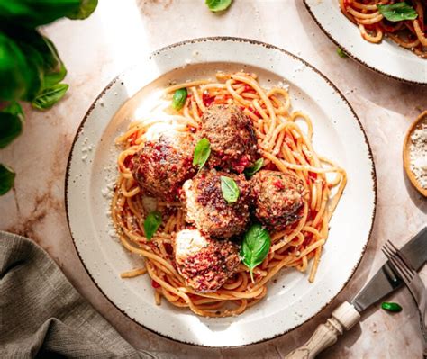 Spaghetti Met Gehaktballetjes Eef Kookt Zo