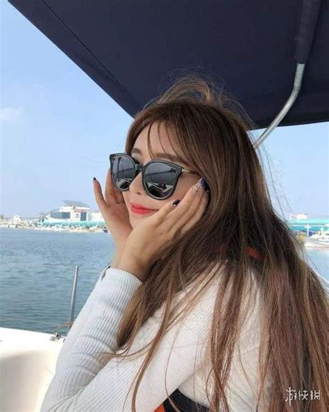 韩国百变女神海量美照可萌可性感 网友日后必火 新浪游戏 手机新浪网
