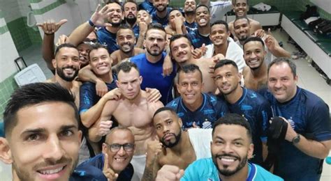 CSA vence se mantém na briga pelo acesso e tira o título da Série B do