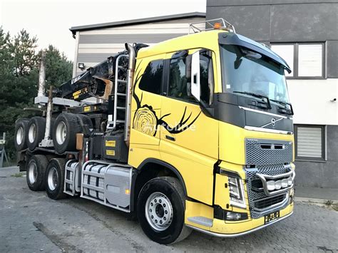 Ciężarówka do przewozu drewna Volvo FH16 660KM 6x4 z dzwigiem LOGLIFT