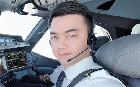 Diễn viên Hà Duy từ bỏ nghiệp diễn chi tiền tỷ làm cơ trưởng giờ sắp