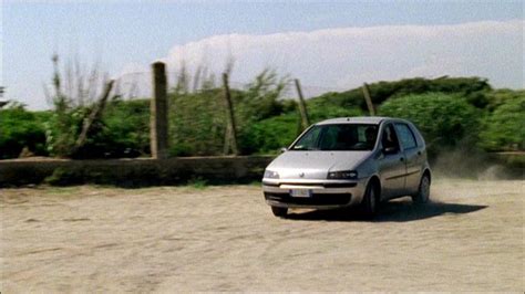 Imcdb Org Fiat Punto Elx A Serie In Kommissar Rex