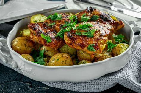 Fırında Soslu Tavuk Tarifi Nasıl Yapılır Yemek