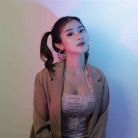 Gita Youbi Bugil 75 Photo