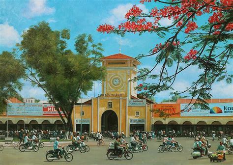 Tranh vẽ chợ Bến Thành nét đẹp biểu tượng của Sài Gòn hoa lệ