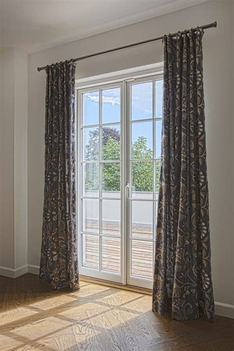 Lange Gardiner Jens Lyngs E Interieur A S