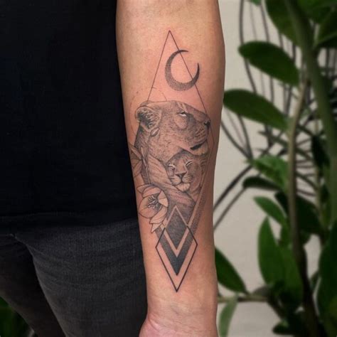 Tatuagem de leoa 75 inspirações para se apaixonar e querer tatuar já