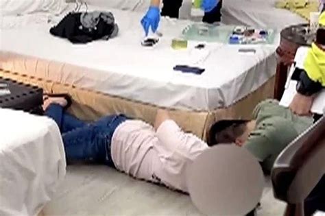 Người phụ nữ Trung Quốc chuốc say định bán bạn học cũ sang Campuchia
