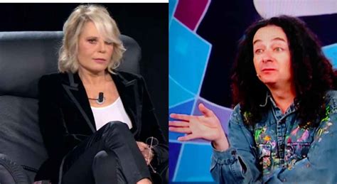 Tu Si Que Vales Maria De Filippi Perde Il Controllo E Umilia Il