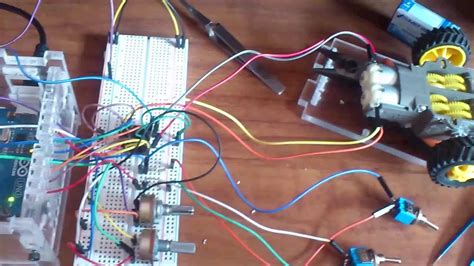 Control De 2 Motores Dc Con Arduino Youtube