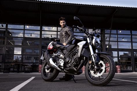 Honda Launches Naked Big Bike