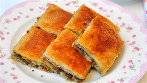Kıymalı Börek Tarifi Seyir Kafe