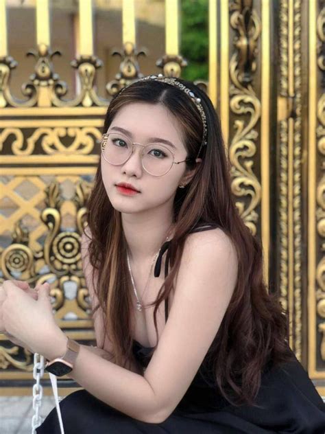 Nguyễn Hoàng Trịnh Oanh VL69