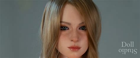 Factory Photos With The Irontech Doll ITSRS 167 D Body Style And S38