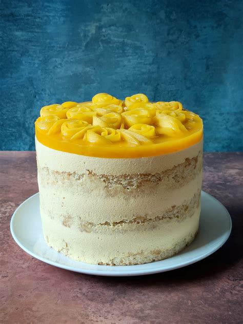 Mango Passion Fruit And Coconut Cake Susie S Kitchen