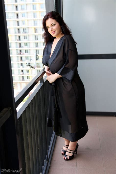 Joanna Bliss Balcony Flasher