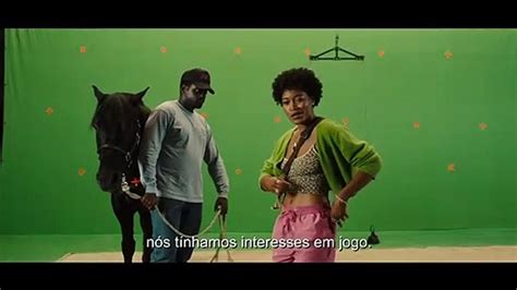 Não Não Olhe Trailer Legendado video Dailymotion
